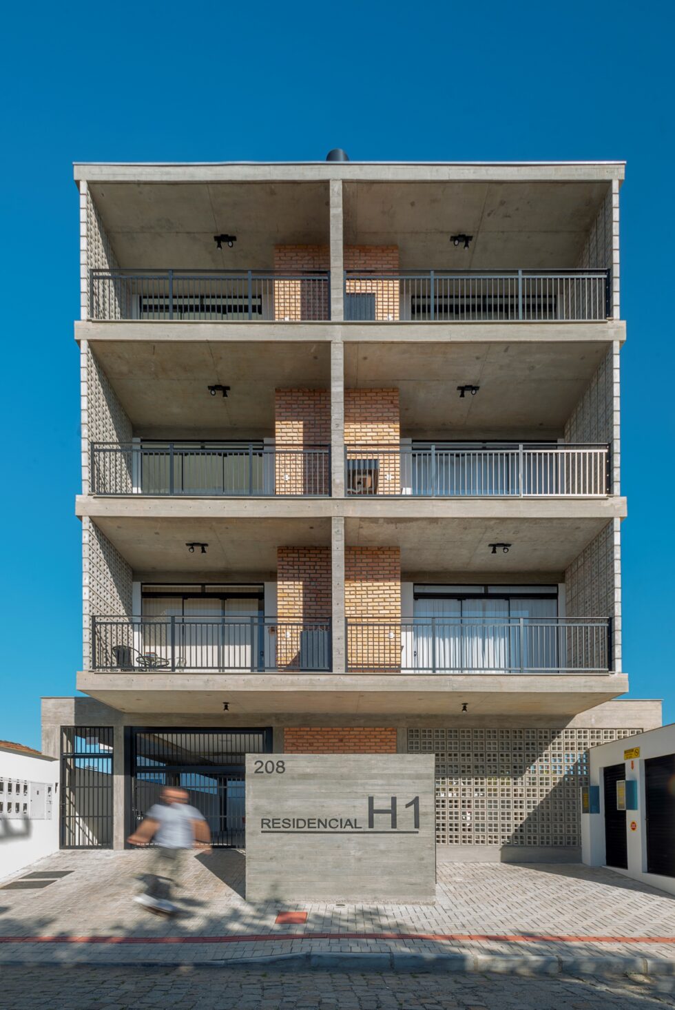 VIVIENDA MULTIFAMILIAR - Archivo BAQ